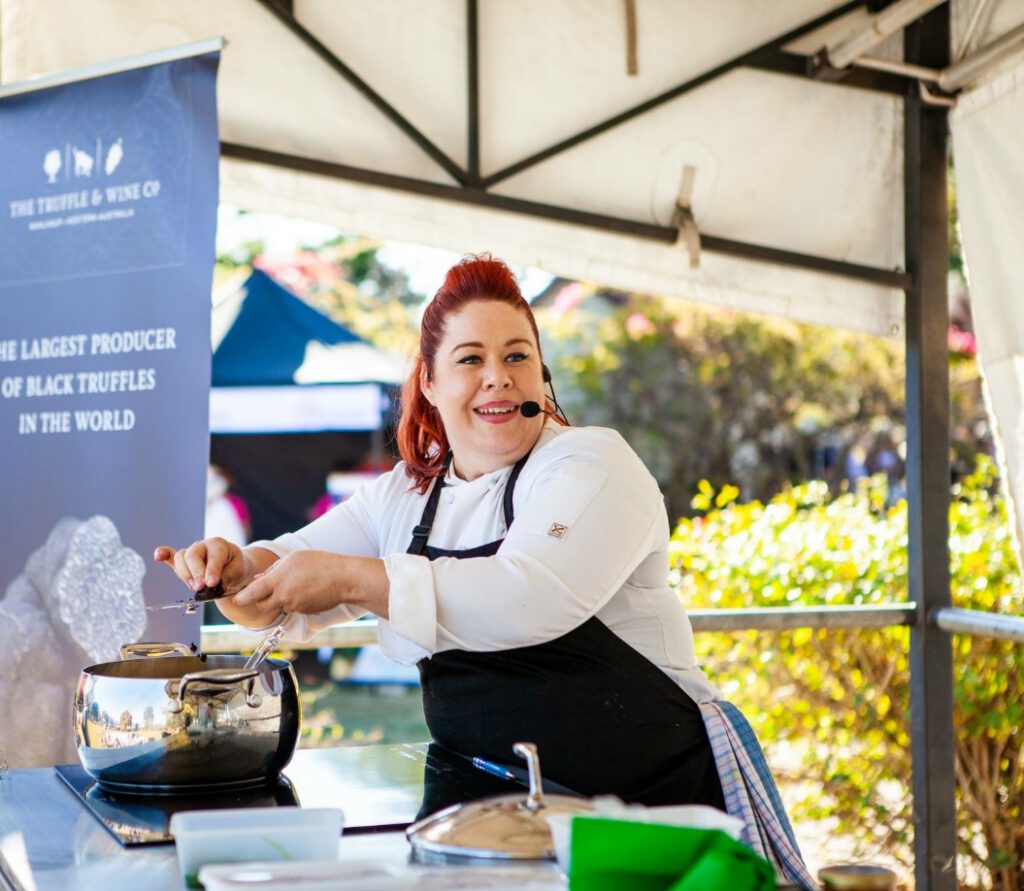 Danielle Dixon – The Fish Girl